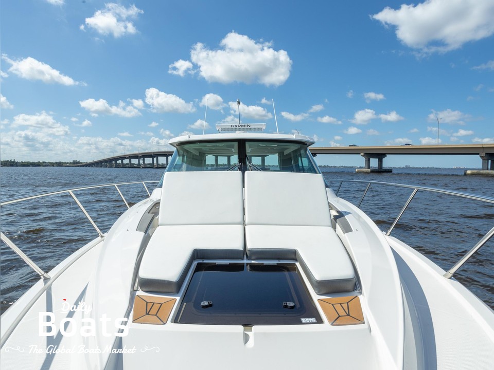 2021 Tiara Yachts 43 Le for sale. View price, photos and Buy 2021 Tiara ...