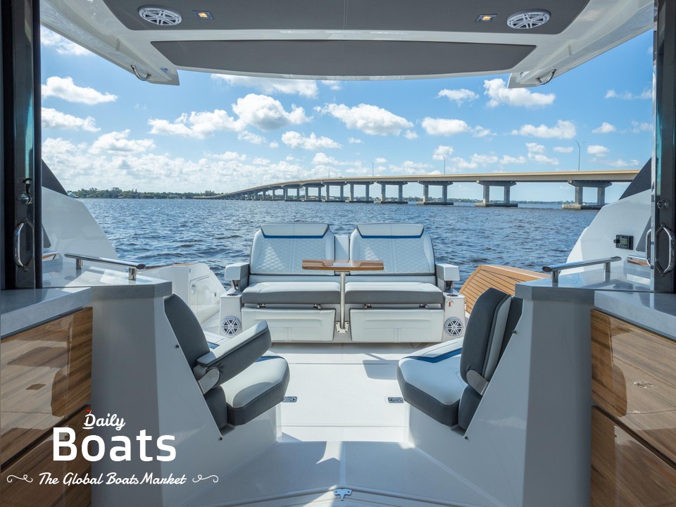 2021 Tiara Yachts 43 Le for sale. View price, photos and Buy 2021 Tiara ...