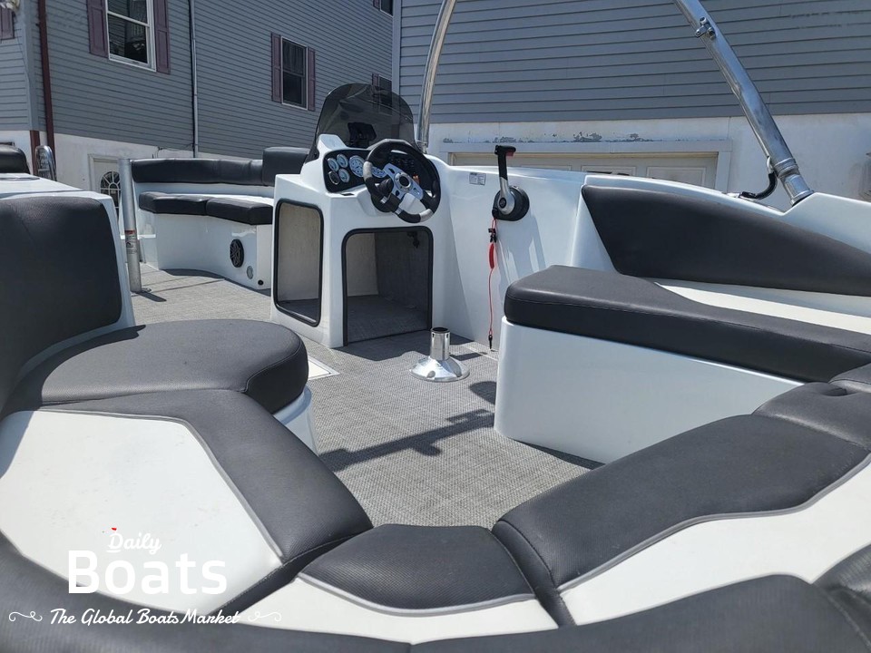 2015 Caravelle Razor 237Uu for sale. View price, photos and Buy 2015 ...