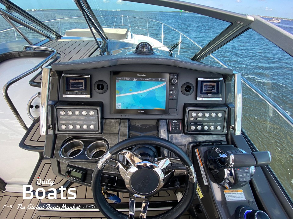2018 Monterey 355 Sport Yacht for sale. View price, photos and Buy 2018 ...