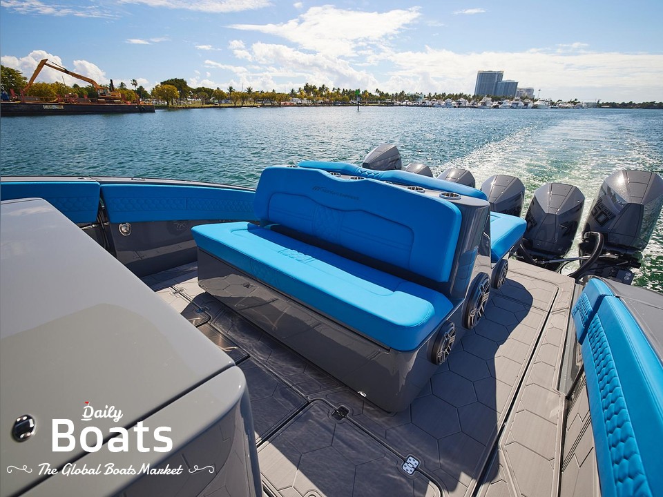 2022 Midnight Express 52' Vitesse for sale. View price, photos and Buy ...