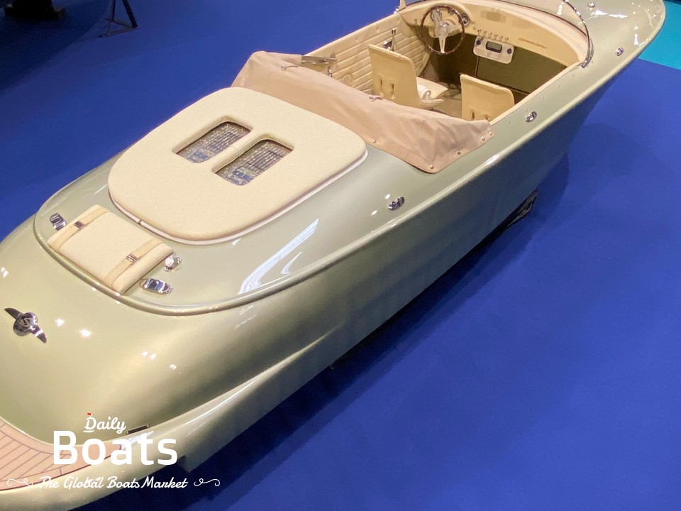 2022 Seven Seas Yachts Hermes Speedster for sale. View price, photos ...