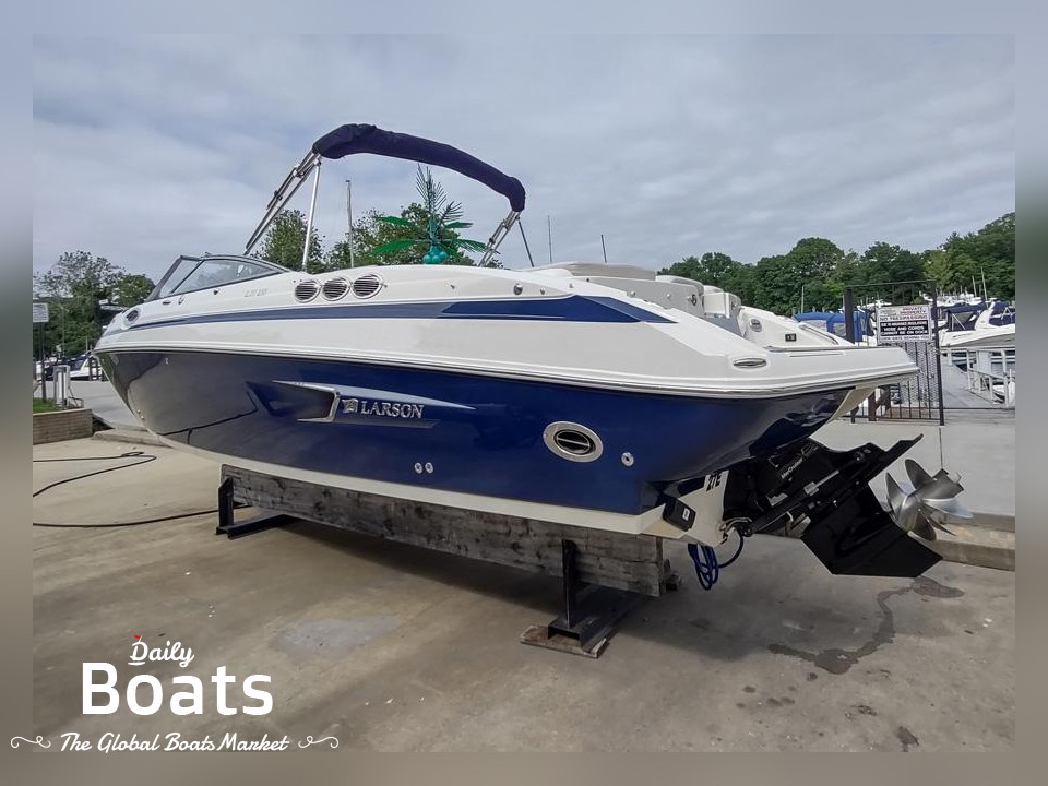 2011 Larson Lxi 288 for sale. View price, photos and Buy 2011 Larson ...