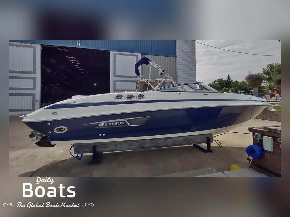 2011 Larson Lxi 288 for sale. View price, photos and Buy 2011 Larson ...