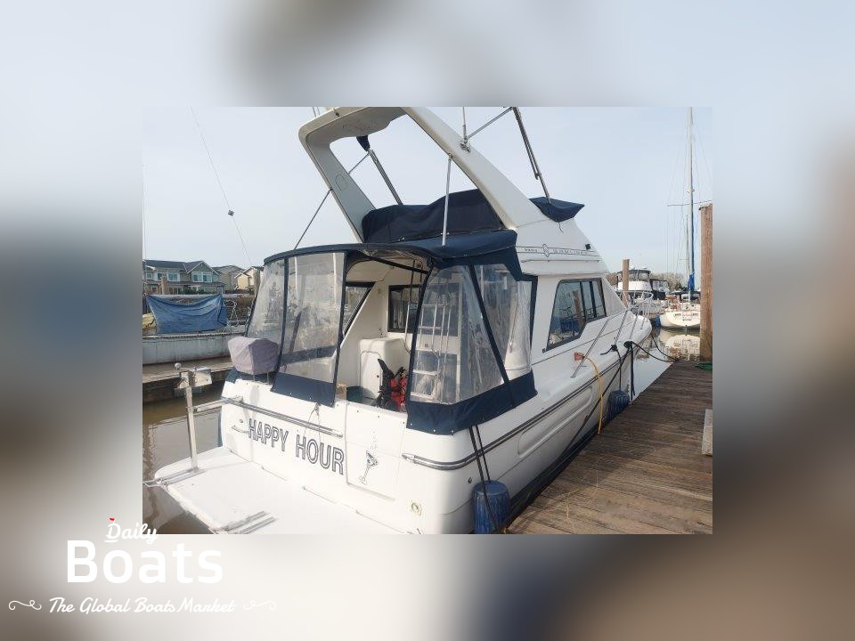 1999 Bayliner 3388 Command Bridge Motoryacht for sale. View price ...