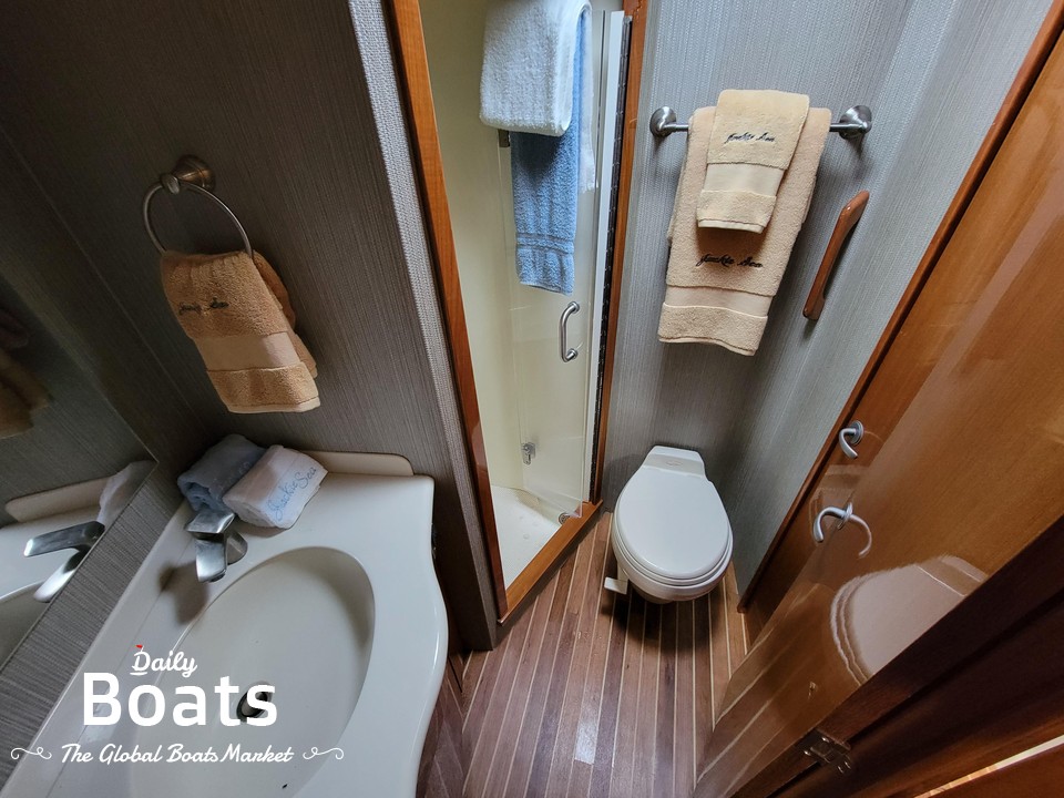 2005 Viking 45 Express for sale. View price, photos and Buy 2005 Viking ...