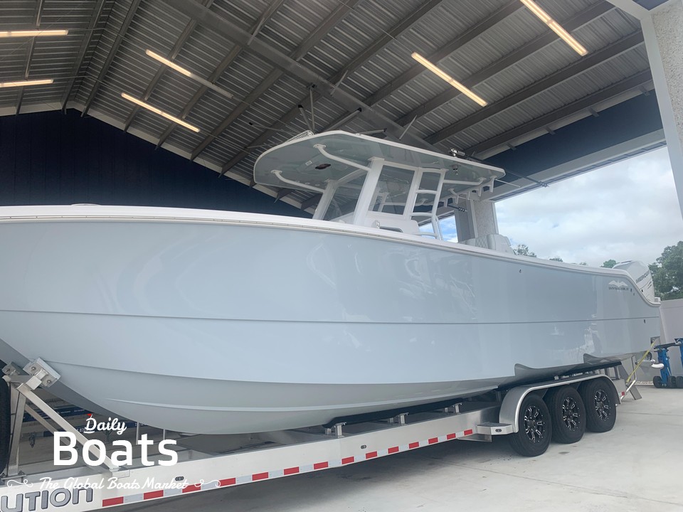 2023 Invincible 33 Cat for sale. View price, photos and Buy 2023 ...