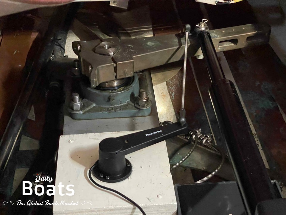 1994 Hylas 45.5 for sale. View price, photos and Buy 1994 Hylas 45.5 ...