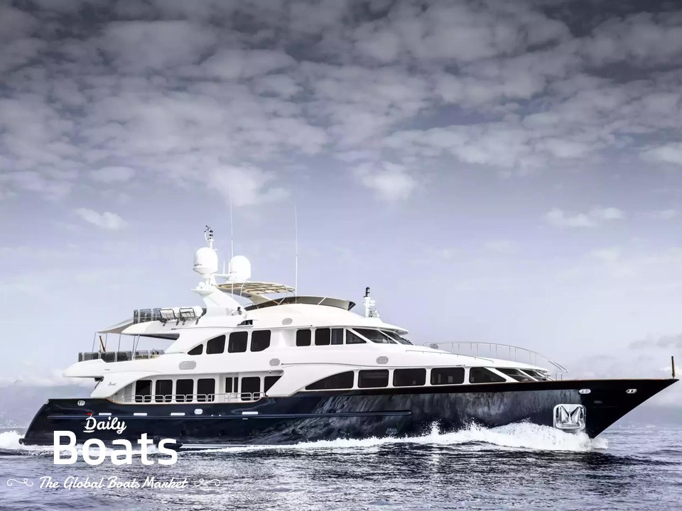 2009 Benetti 120 for sale. View price, photos and Buy 2009 Benetti 120 ...