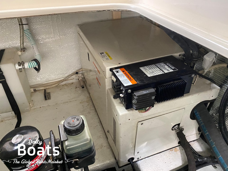 2002 Rinker 270 Express Cruiser for sale. View price, photos and Buy ...