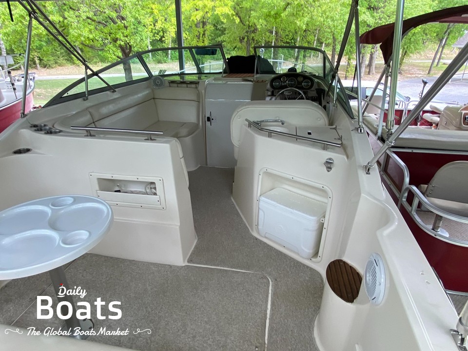 2002 Rinker 270 Express Cruiser for sale. View price, photos and Buy ...