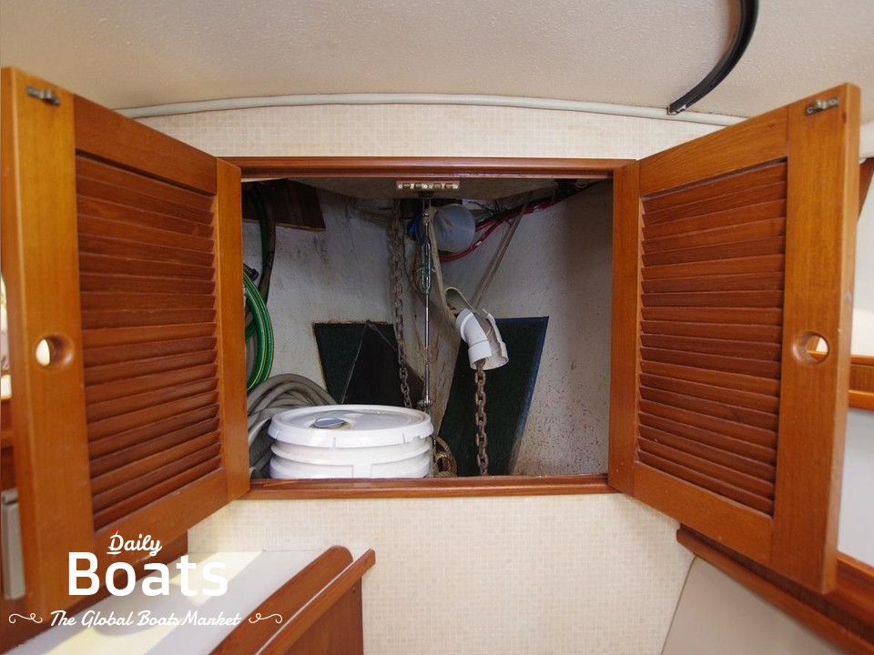 1991 Island Packet 38 for sale. View price, photos and Buy 1991 Island ...