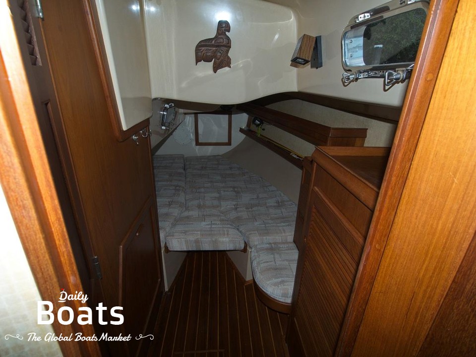 1991 Island Packet 38 for sale. View price, photos and Buy 1991 Island ...