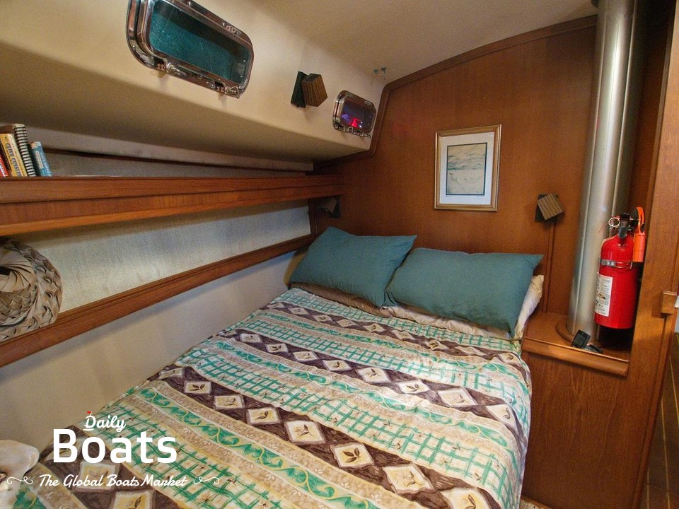 1991 Island Packet 38 for sale. View price, photos and Buy 1991 Island ...