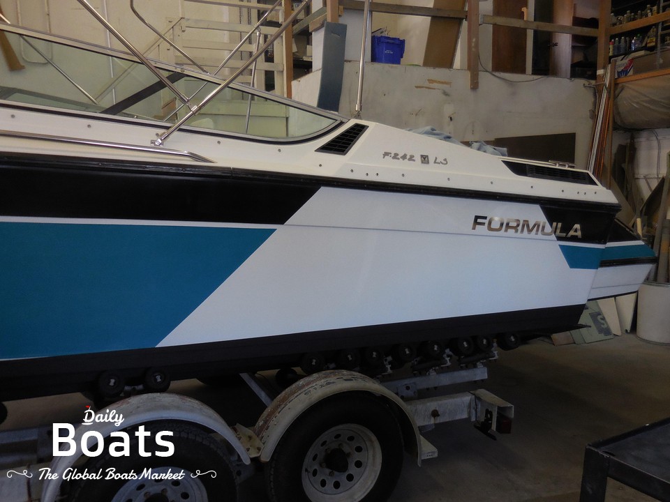 1988 Formula 242 Ls for sale. View price, photos and Buy 1988 Formula ...