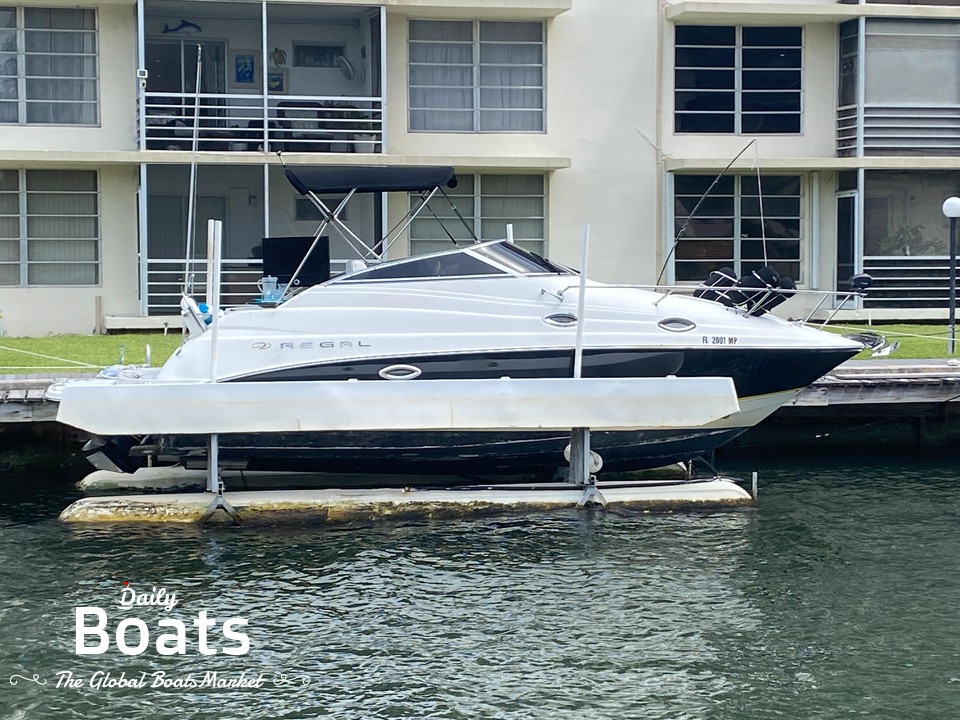 2004 Regal Commodore 2665 for sale. View price, photos and Buy 2004 ...