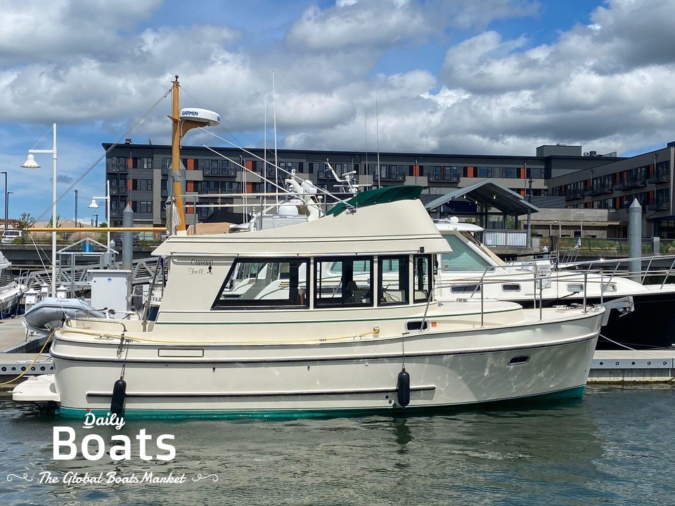 1993 Camano 31 Trawler for sale. View price, photos and Buy 1993 Camano ...