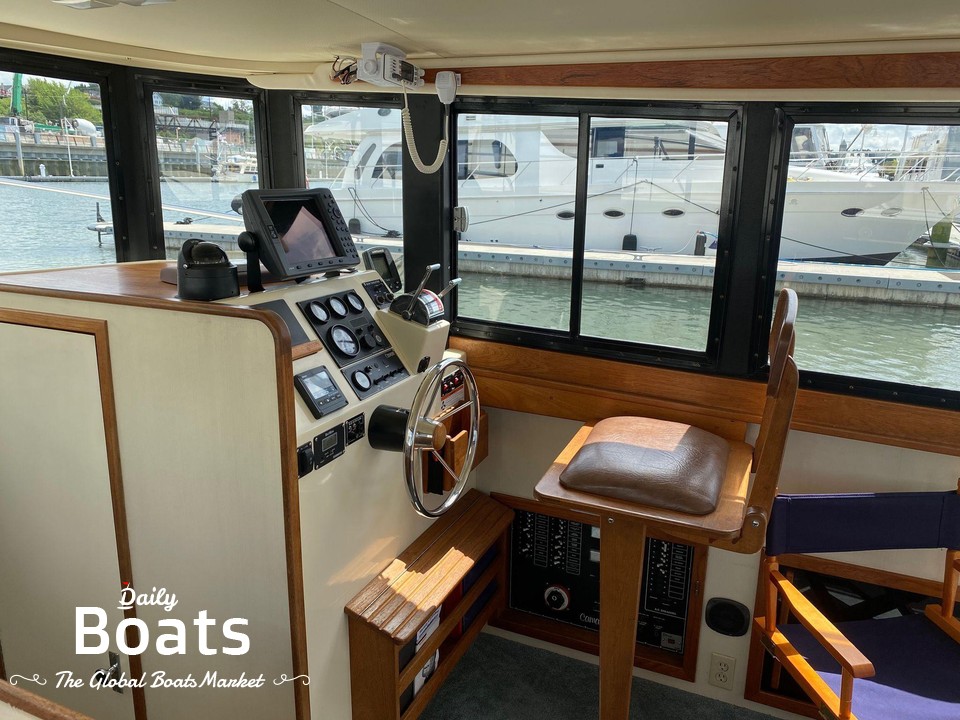 1993 Camano 31 Trawler for sale. View price, photos and Buy 1993 Camano ...