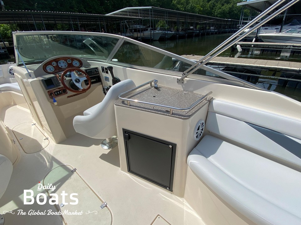 2004 Rinker 282 Captiva Bowrider for sale. View price, photos and Buy ...