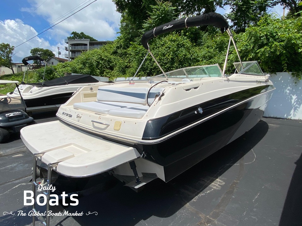 2004 Rinker 282 Captiva Bowrider for sale. View price, photos and Buy ...