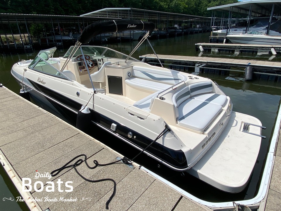 2004 Rinker 282 Captiva Bowrider for sale. View price, photos and Buy ...