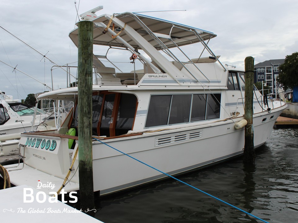 1989 Bayliner 4588 Motoryacht for sale. View price, photos and Buy 1989 ...