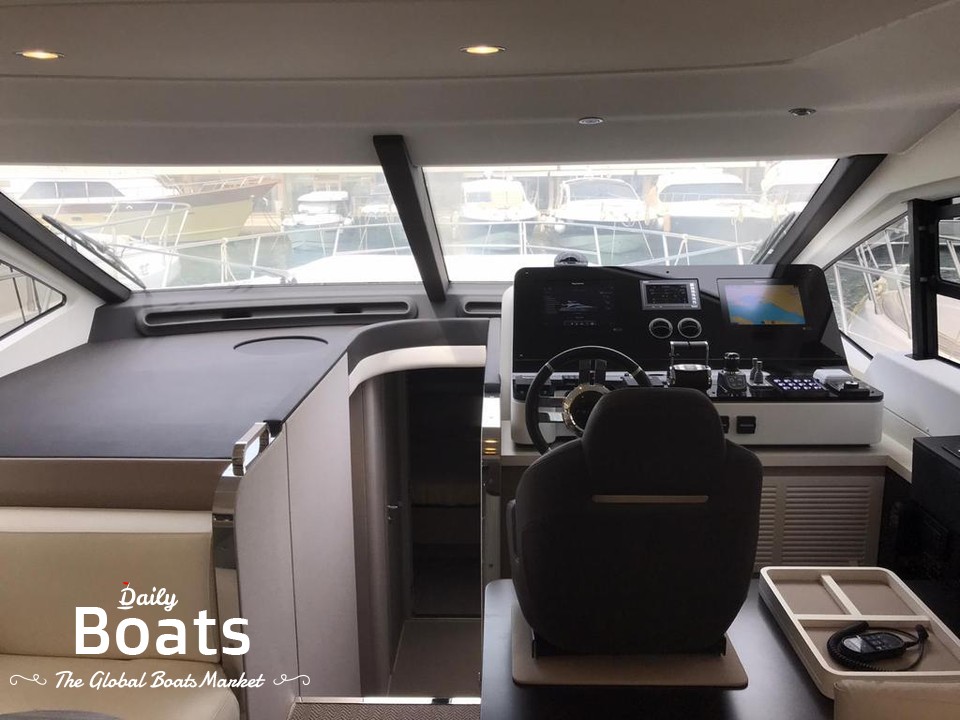 2020 Azimut 55 Flybridge for sale. View price, photos and Buy 2020 ...