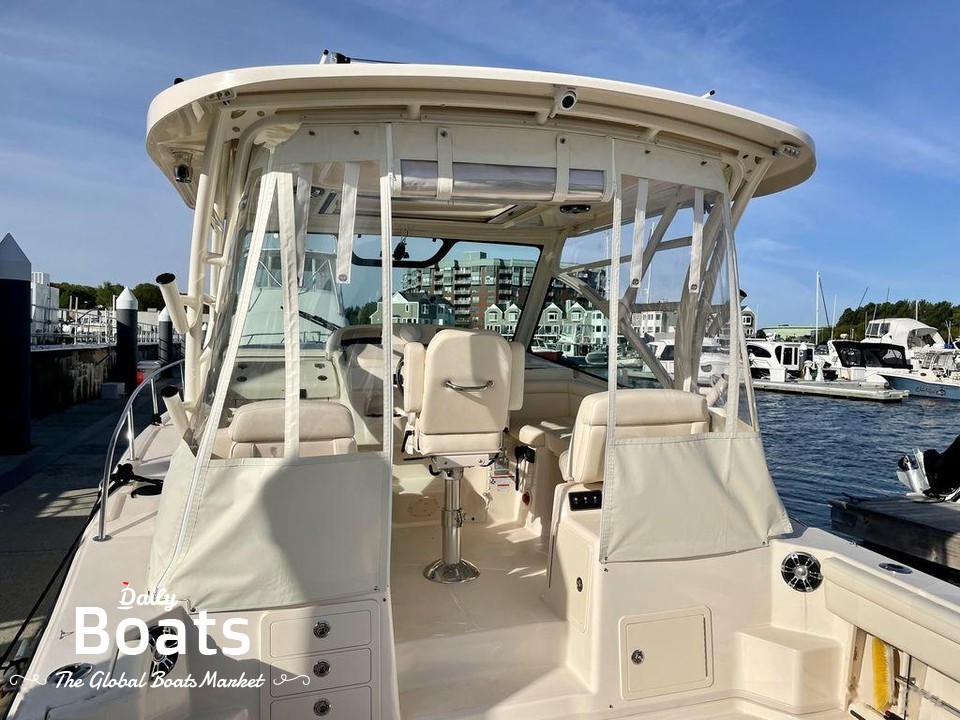 2021 Grady-White 330 Express for sale. View price, photos and Buy 2021 ...