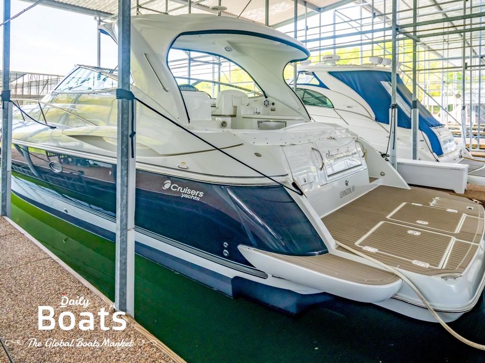 2009 Cruisers Yachts 460 Express for sale. View price, photos and Buy ...