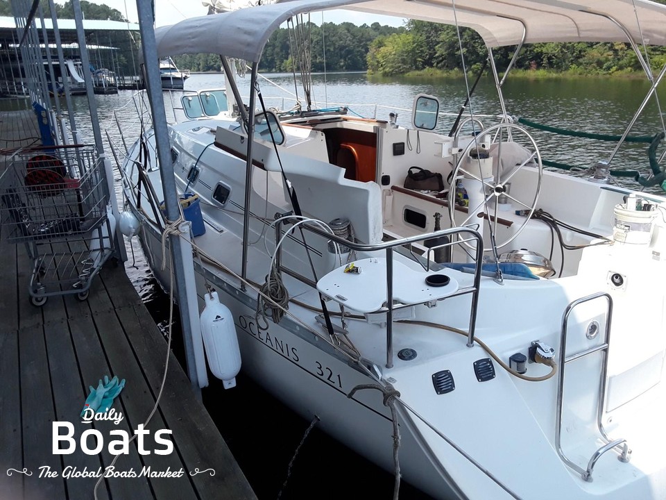 1996 Beneteau Oceanis 321 for sale. View price, photos and Buy 1996 ...
