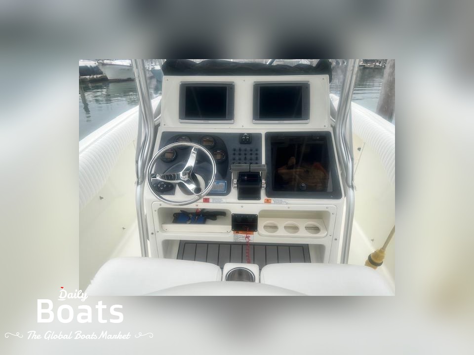 2002 Hydra-Sports 2796 Cc Vector for sale. View price, photos and Buy ...