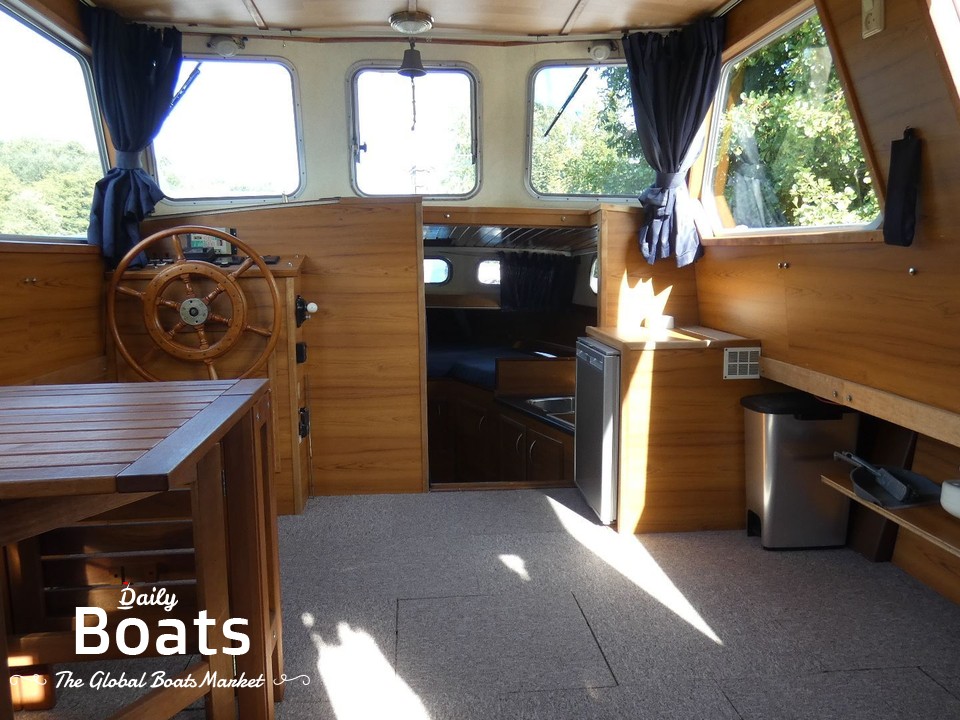 1990 Dutch Steel Motor Cruiser 35 Foot til salg. Se pris, fotos og Købe ...