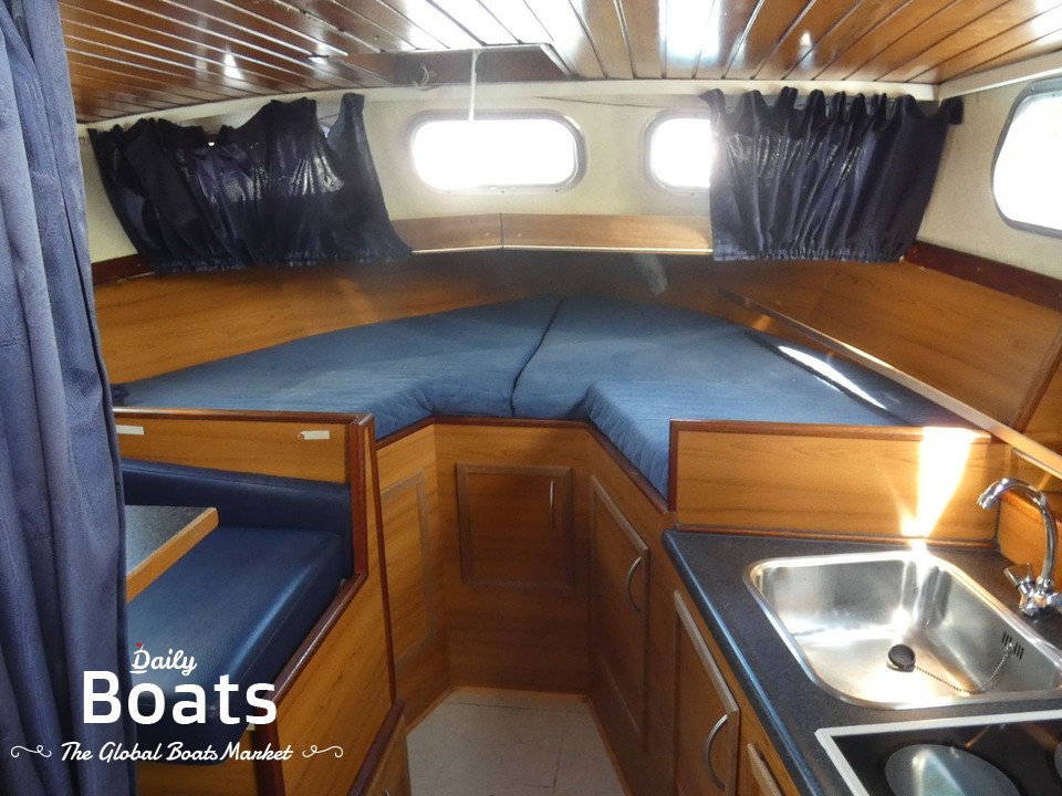 1990 Dutch Steel Motor Cruiser 35 Foot til salg. Se pris, fotos og Købe ...