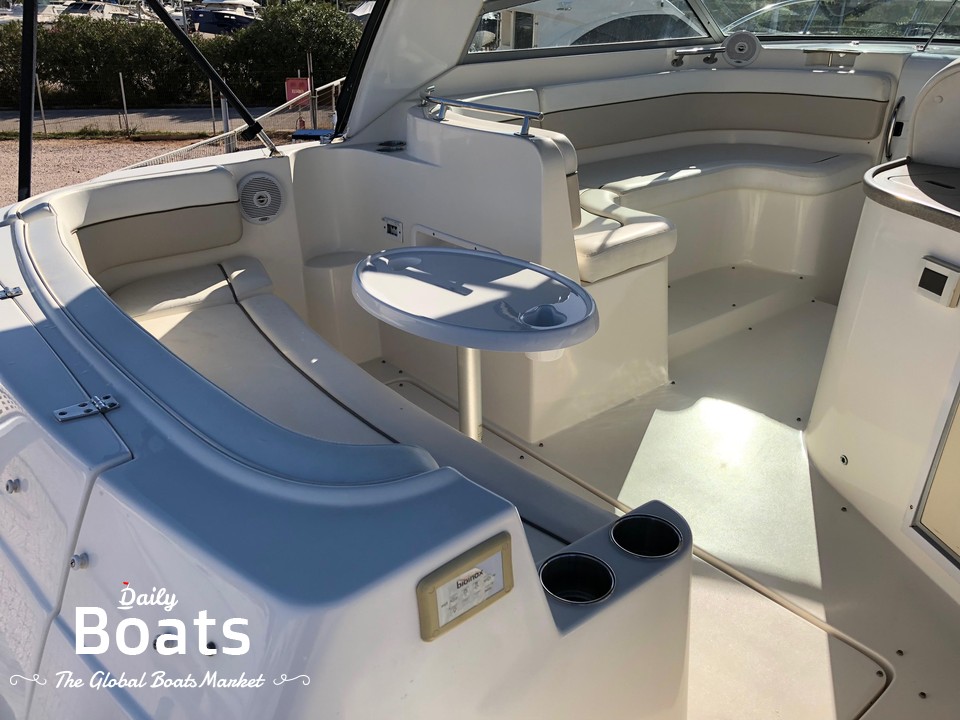 2008 Rinker 320 Express Cruiser (35 Feet) for sale. View price, photos ...