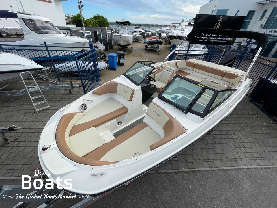 2018 Sea Ray 210 Spx for sale. View price, photos and Buy 2018 Sea Ray ...