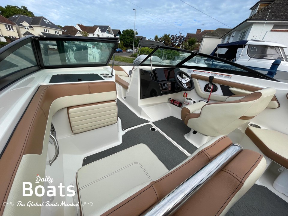 2018 Sea Ray 210 Spx for sale. View price, photos and Buy 2018 Sea Ray ...