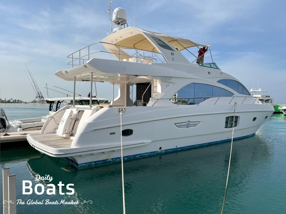 Motor boats Gulf Craft majesty 63 for sale in Asia - Daily Boats