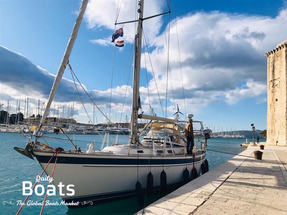 1998 Hallberg-Rassy 42F for sale. View price, photos and Buy 1998 ...