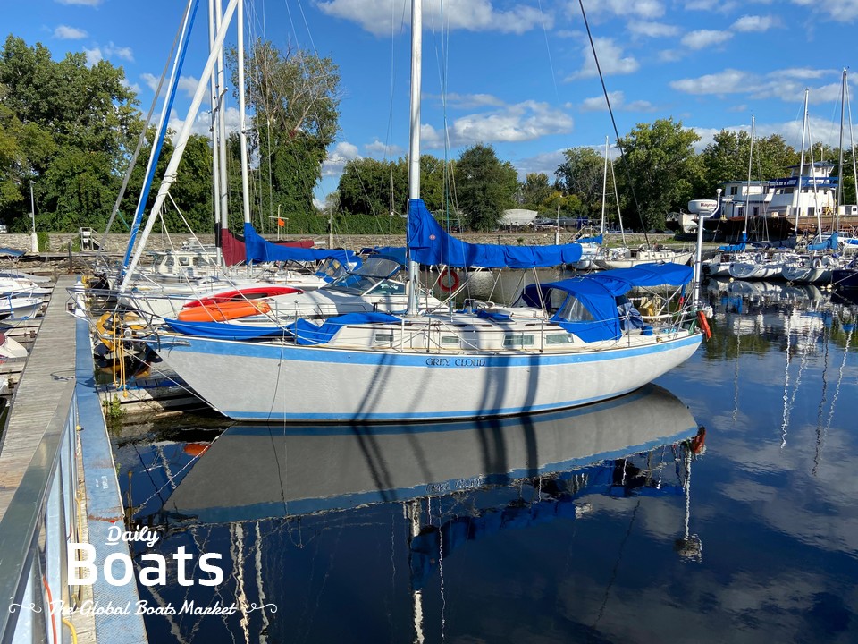 1981 Hinterhoeller Niagara 35 for sale. View price, photos and Buy 1981 ...