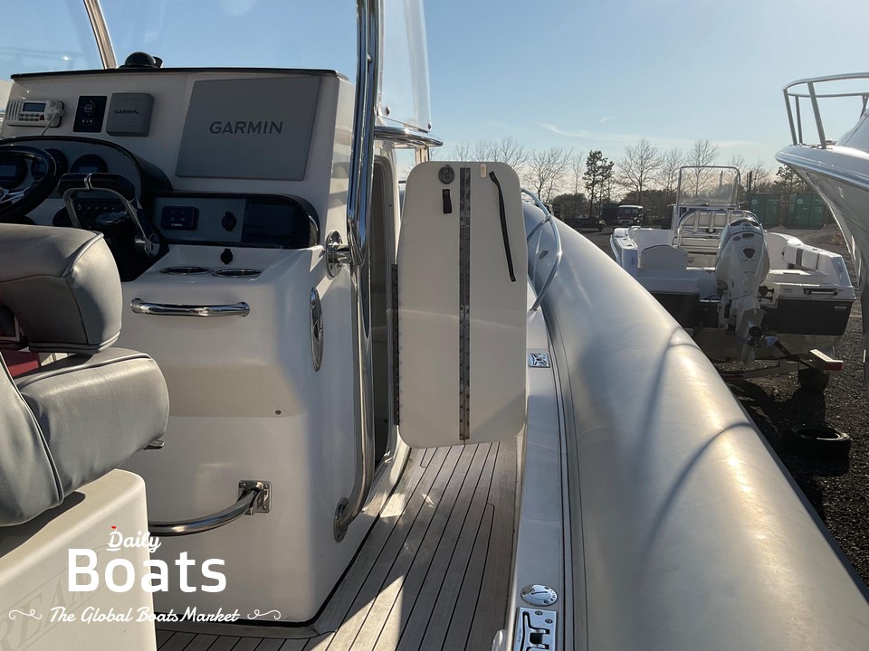 2011 Hunt Yachts Hbi 30 for sale. View price, photos and Buy 2011 Hunt ...