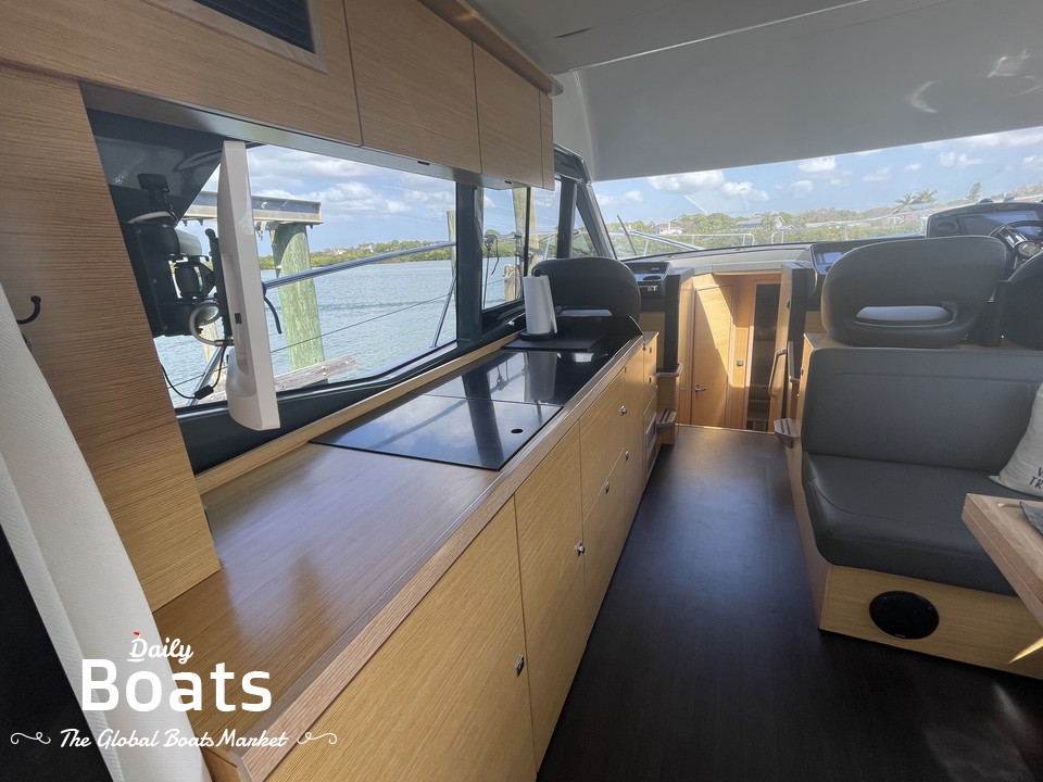 2018 Bavaria 40 Fly for sale. View price, photos and Buy 2018 Bavaria ...