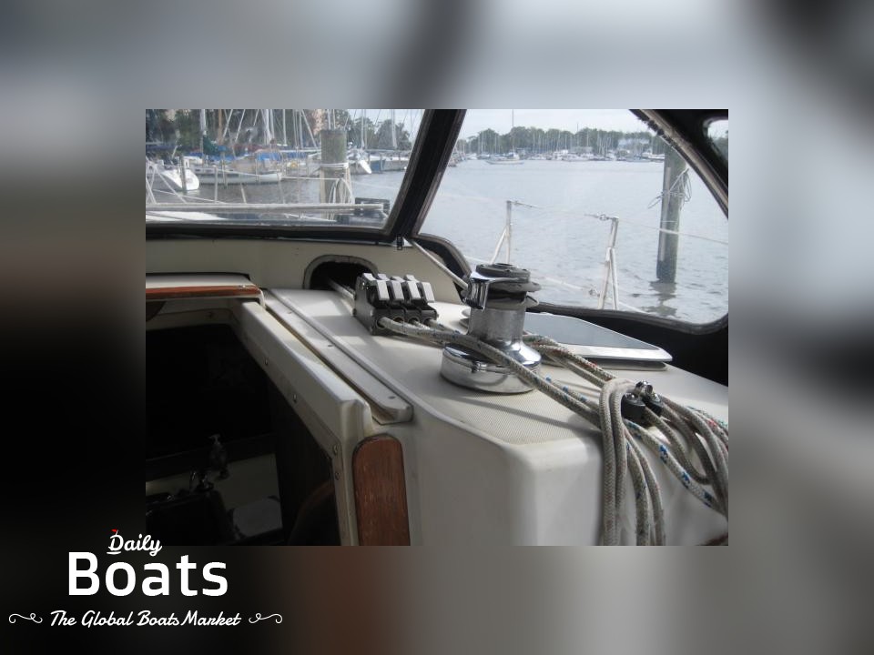 1990 Pearson 38 for sale. View price, photos and Buy 1990 Pearson 38 ...