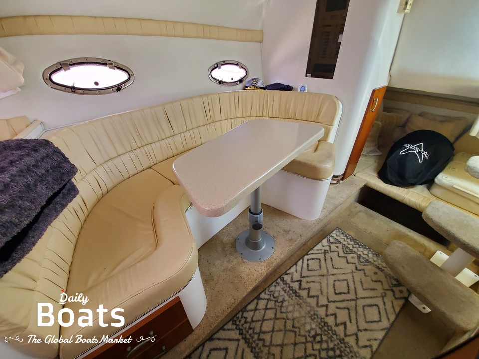 2001 Chris-Craft 308 Express Cruiser for sale. View price, photos and ...