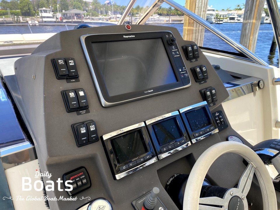 2014 Azimut Atlantis Verve Outboard for sale. View price, photos and ...
