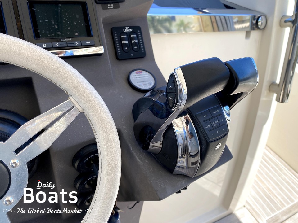 2014 Azimut Atlantis Verve Outboard for sale. View price, photos and ...