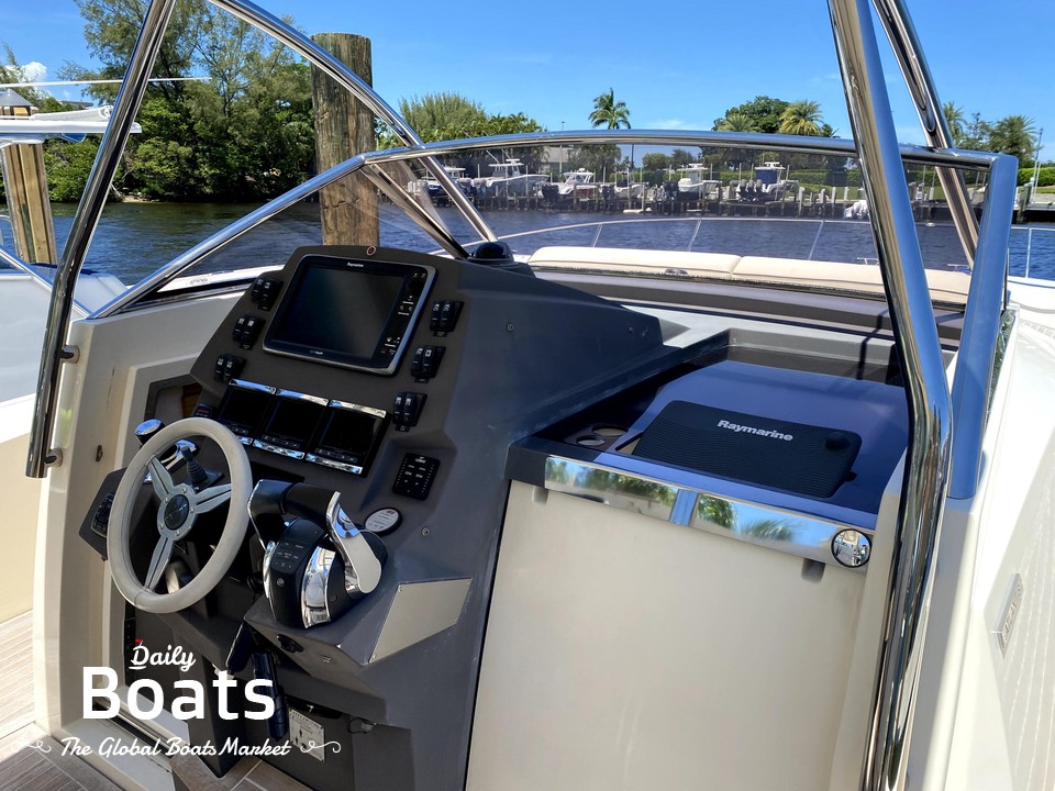 2014 Azimut Atlantis Verve Outboard for sale. View price, photos and ...
