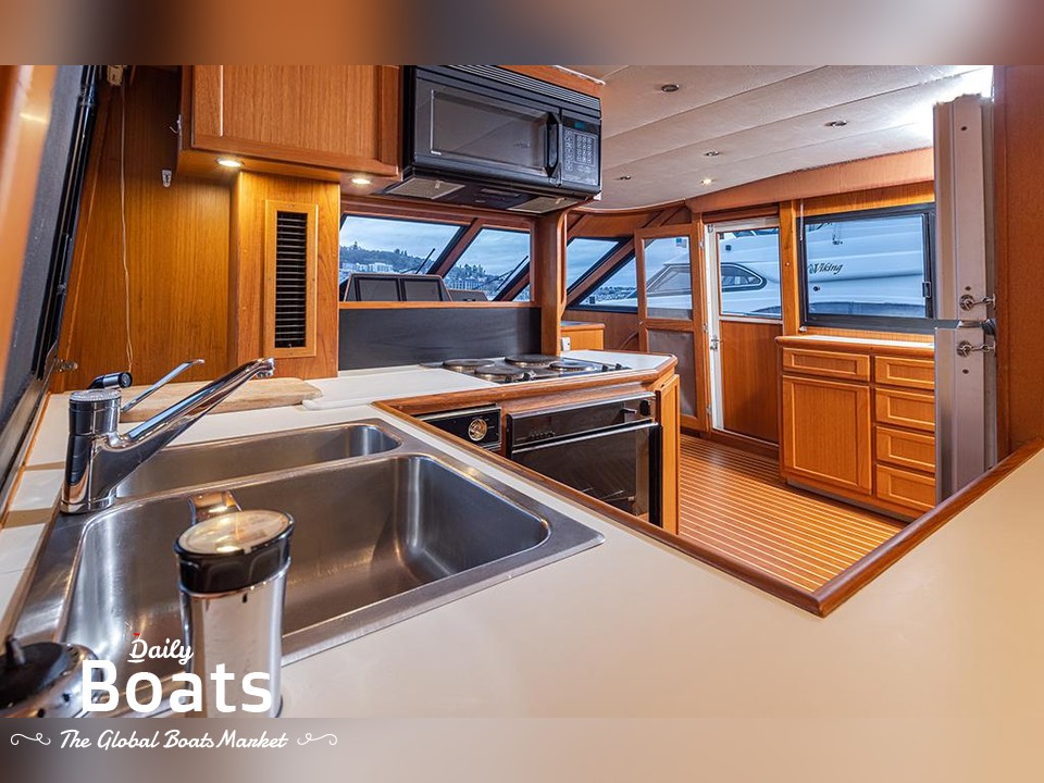 1992 Tollycraft 57 Pilothouse for sale. View price, photos and Buy 1992 ...