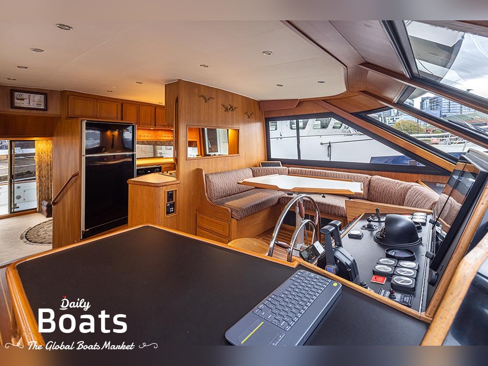 1992 Tollycraft 57 Pilothouse for sale. View price, photos and Buy 1992 ...