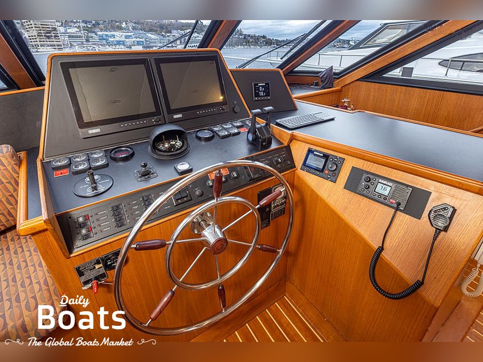 1992 Tollycraft 57 Pilothouse for sale. View price, photos and Buy 1992 ...