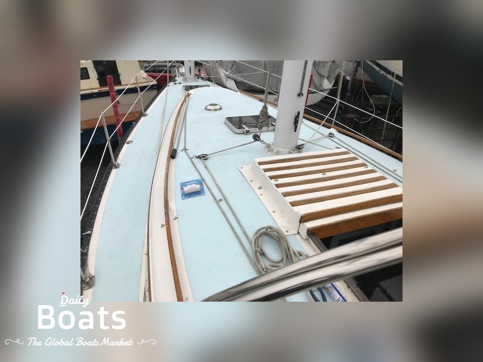 1987 Offshore Yachts Cat-Ketch 33 for sale. View price, photos and Buy ...